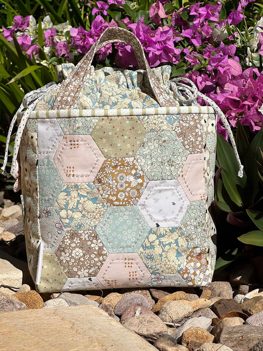 Tully Tote – Pattern – The Birdhouse Patchwork Designs